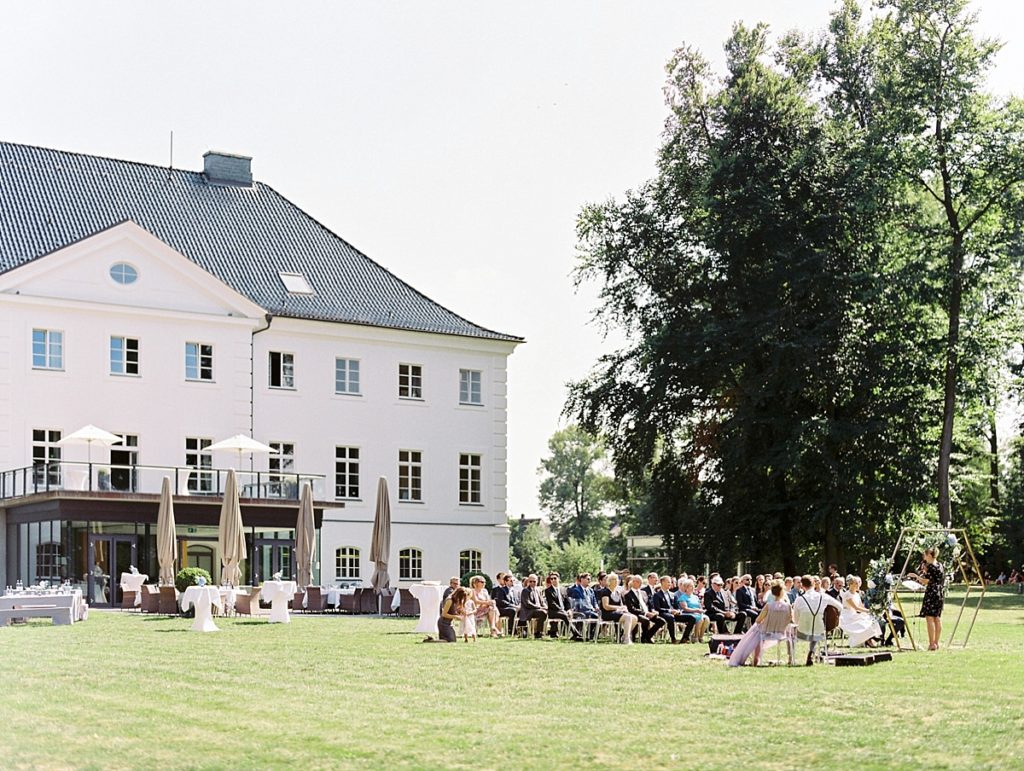 Wedding at the Baltic Sea - Schlossgut Groß Schwansee | Yana Schicht